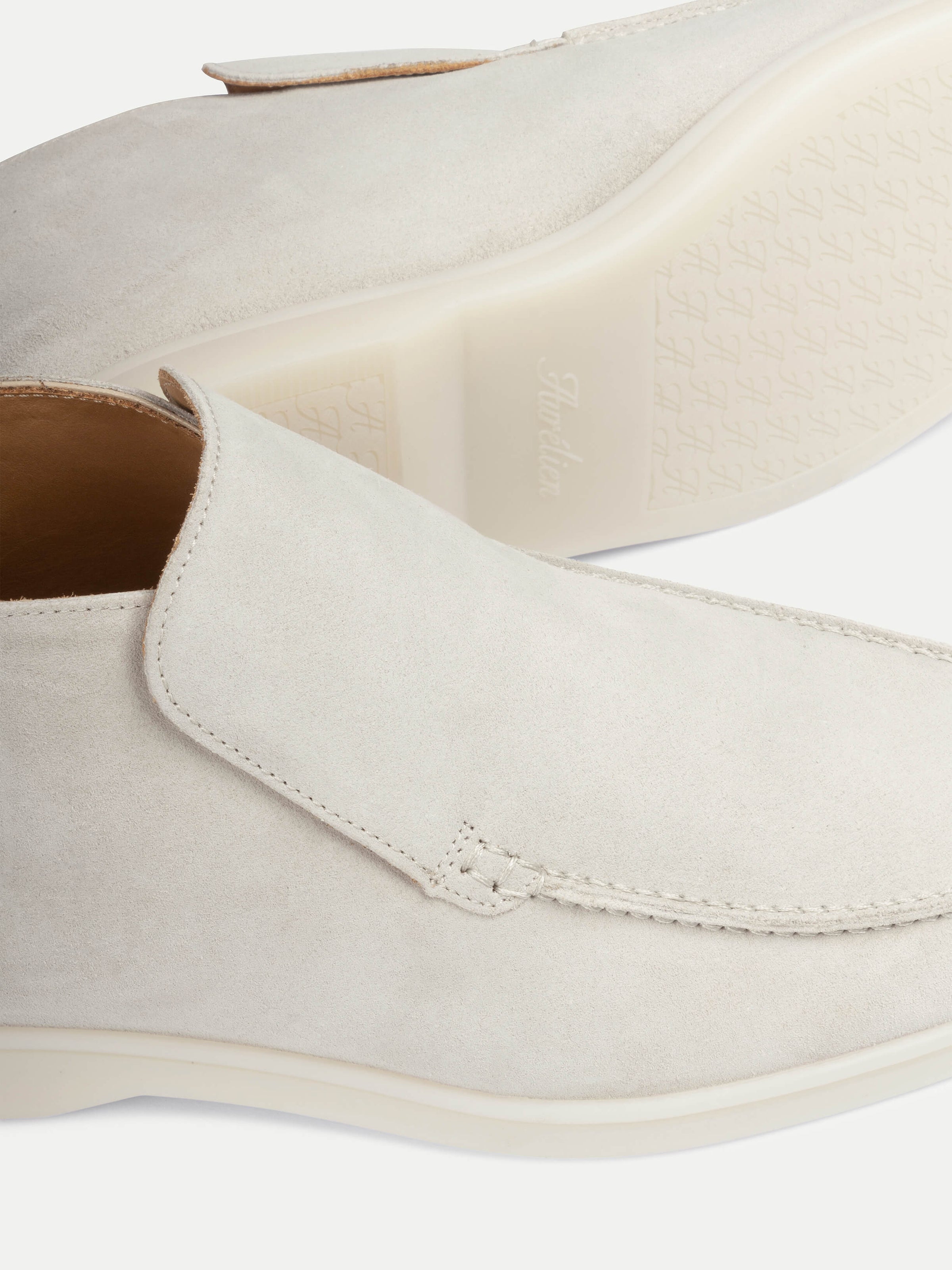 Aurélien | Classic Grey City Loafer