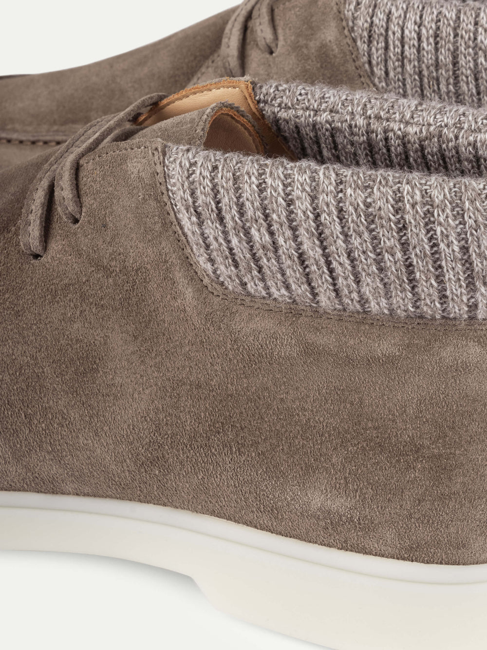 Aurélien | Ash Grey Suede Desert Boots with Cashwool Trim